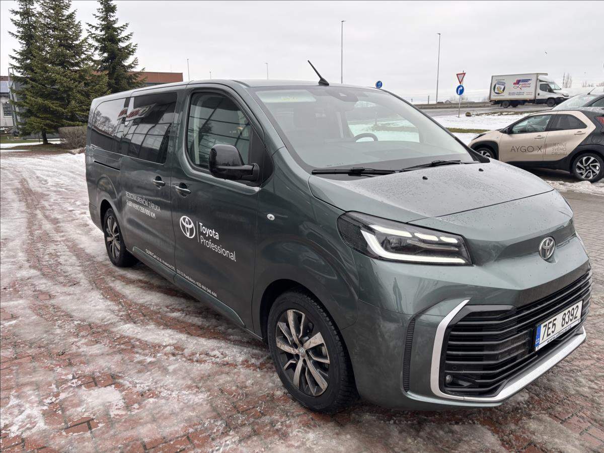 Prodej Toyota - Proace Family 8S Webasto | tutut.cz
