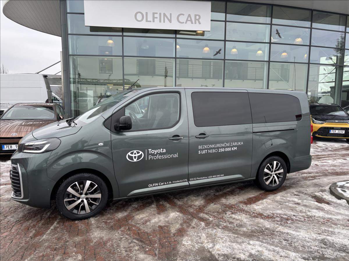 Prodej Toyota - Proace Family 8S Webasto | tutut.cz